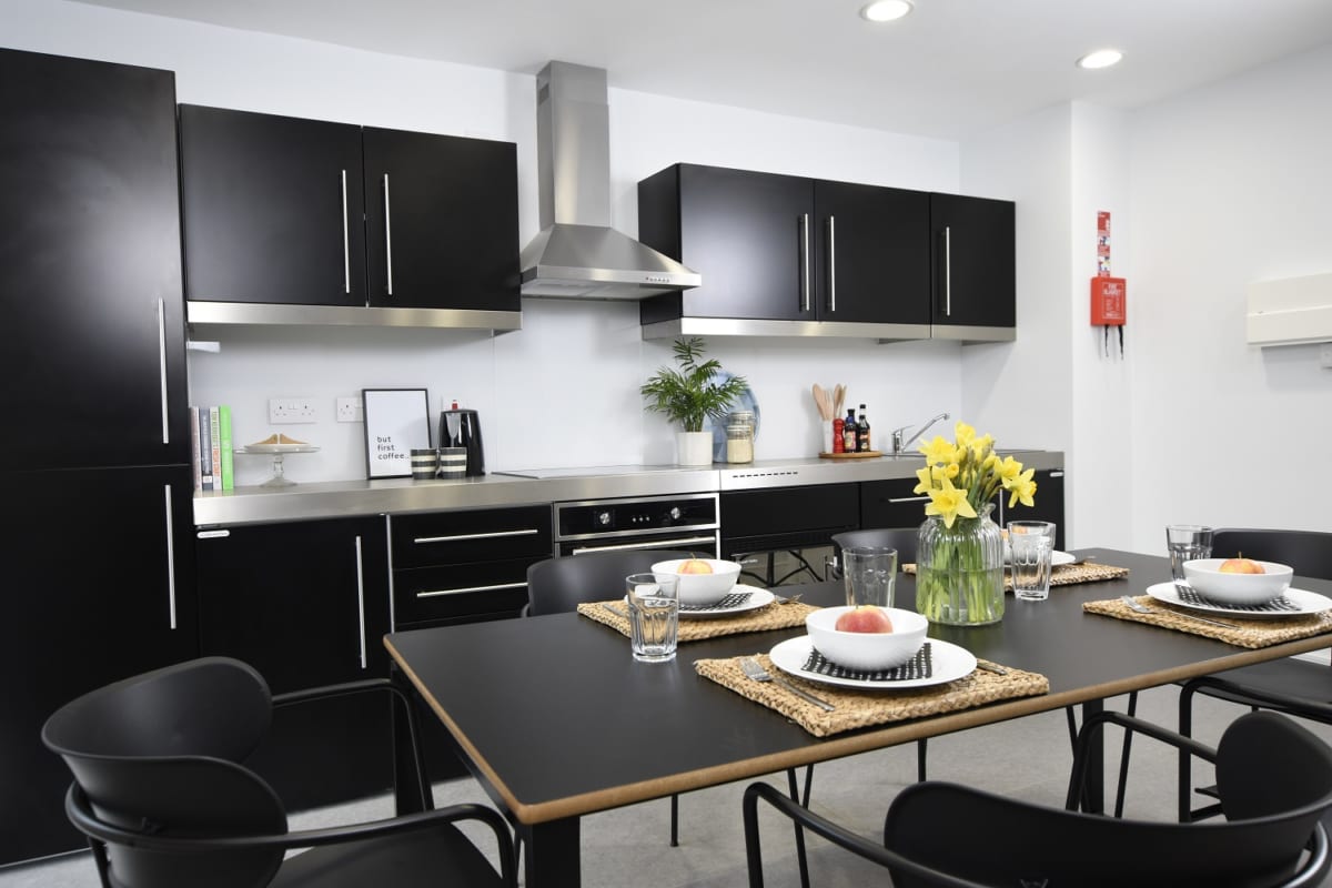 Student Accommodation in Colchester - Avon Way House